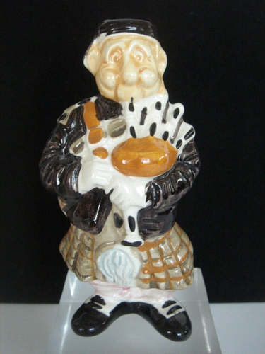 Drioli Scotsman w/Bagpipes Bottle Souvenir Figurine Hand Painted Made ...