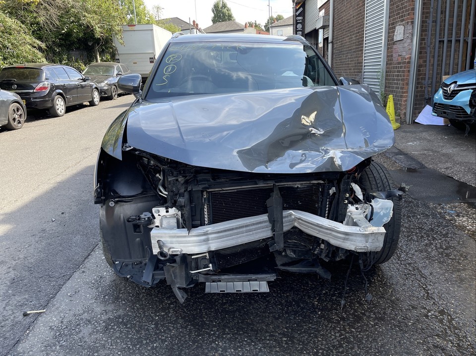 2020 Audi Q3 S LINE Mk2 F3 2.0L DIESEL DPCA Nut *BREAKING* Paint Code ...