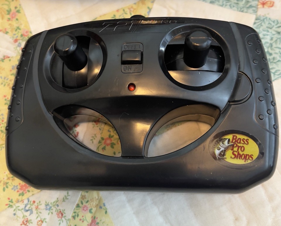 Bass Pro Shops Rare Nitro Z21 Radio Control Fishing Boat R/C model bass ...