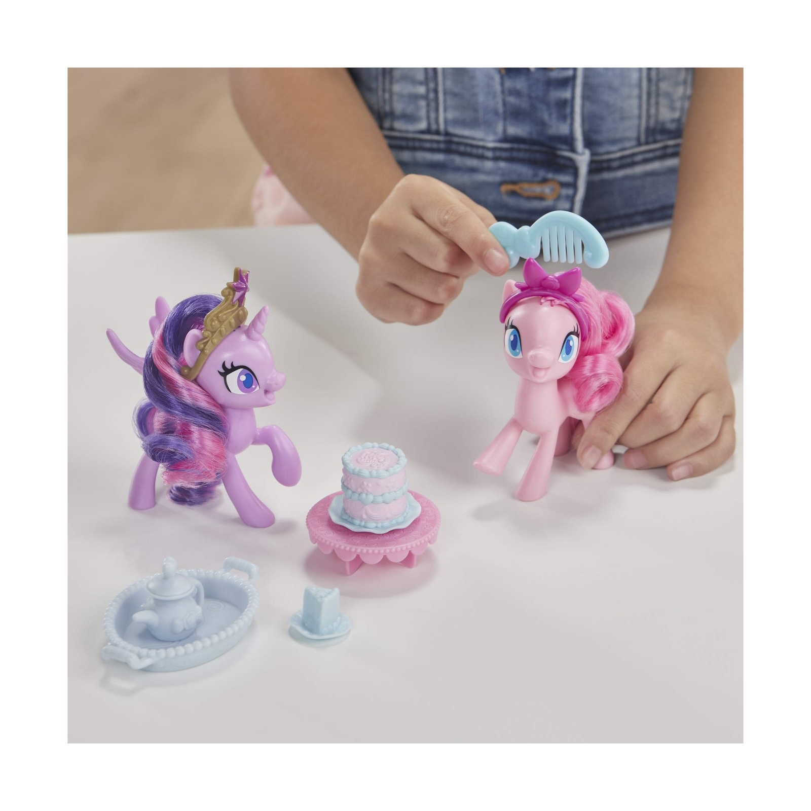 My Little Pony Friendship Castle Playset Including Twilight Sparkle and ...