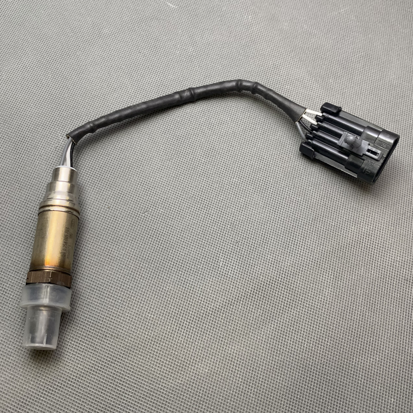 0258005703 OE GENUINE Oxygen Sensor O2 Fits Acura Oldsmobile Isuzu ...