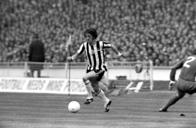 Terry Hibbitt Newcastle United 1974 Old Football Photo | eBay UK