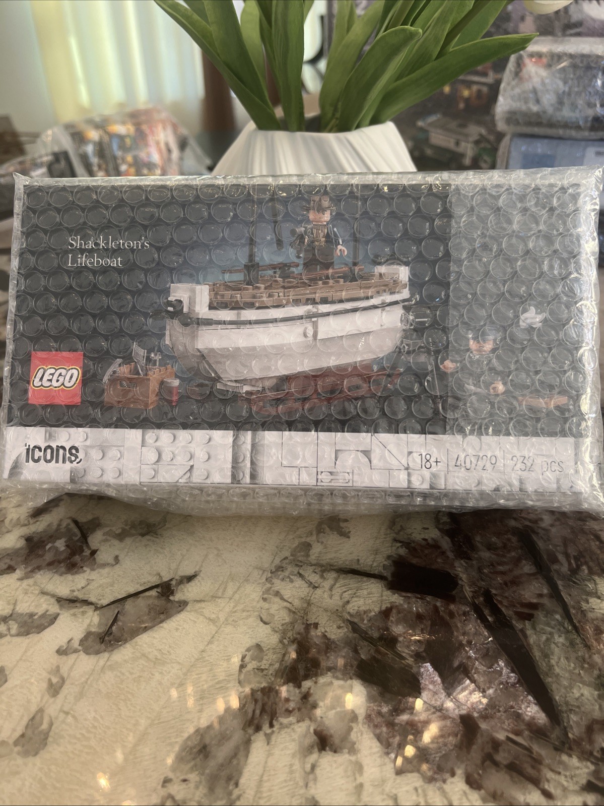 LEGO The Endurance 10335 GWP Shackleton’s Lifeboat 40729 Set