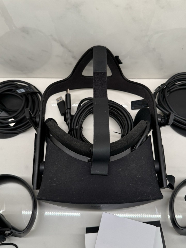 Meta Oculus Rift Virtual Reality Wireless VR CV1 Headset Kit *UNTESTED ...