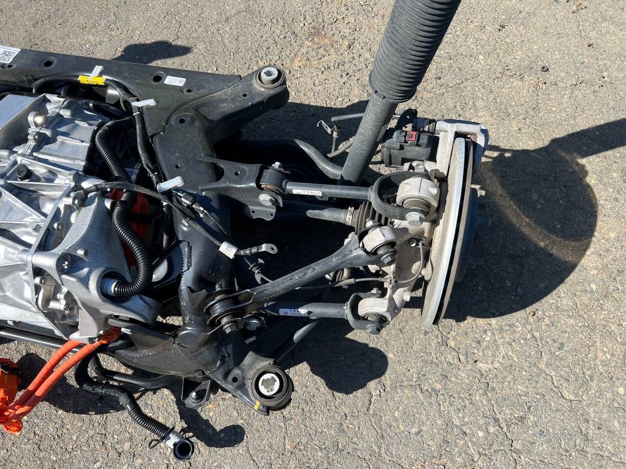 Tesla Model 3 Rear Drive Unit Motor Subframe Suspension Complete ...