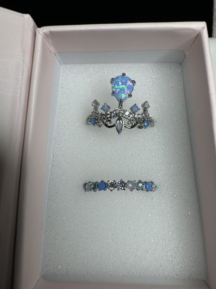 Ring Bomb Party Reign Princess Collection She Sparkles With A Smile ...