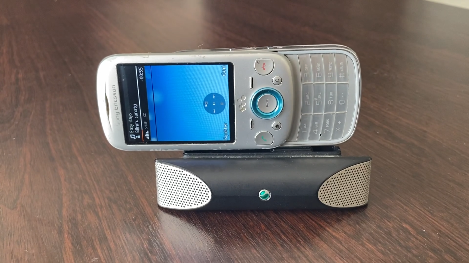 Sony Ericsson Zylo W20 - Cellular Phone With Speaker | eBay