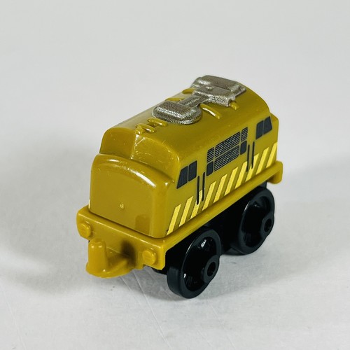Miniature Diesel 10 Thomas the Train Mini Plastic Tank Engine Tan G50A ...