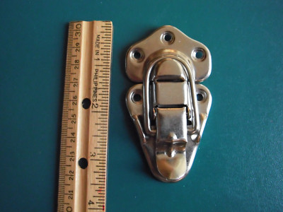 For some Gibson + Fender case latches, nickel, large one, w / rivets ...