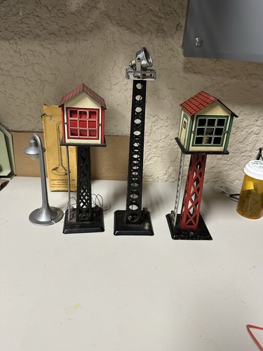4 ITEMS - 2 Marx Radio Control Towers, Twin Floodlight Tower 416A ...