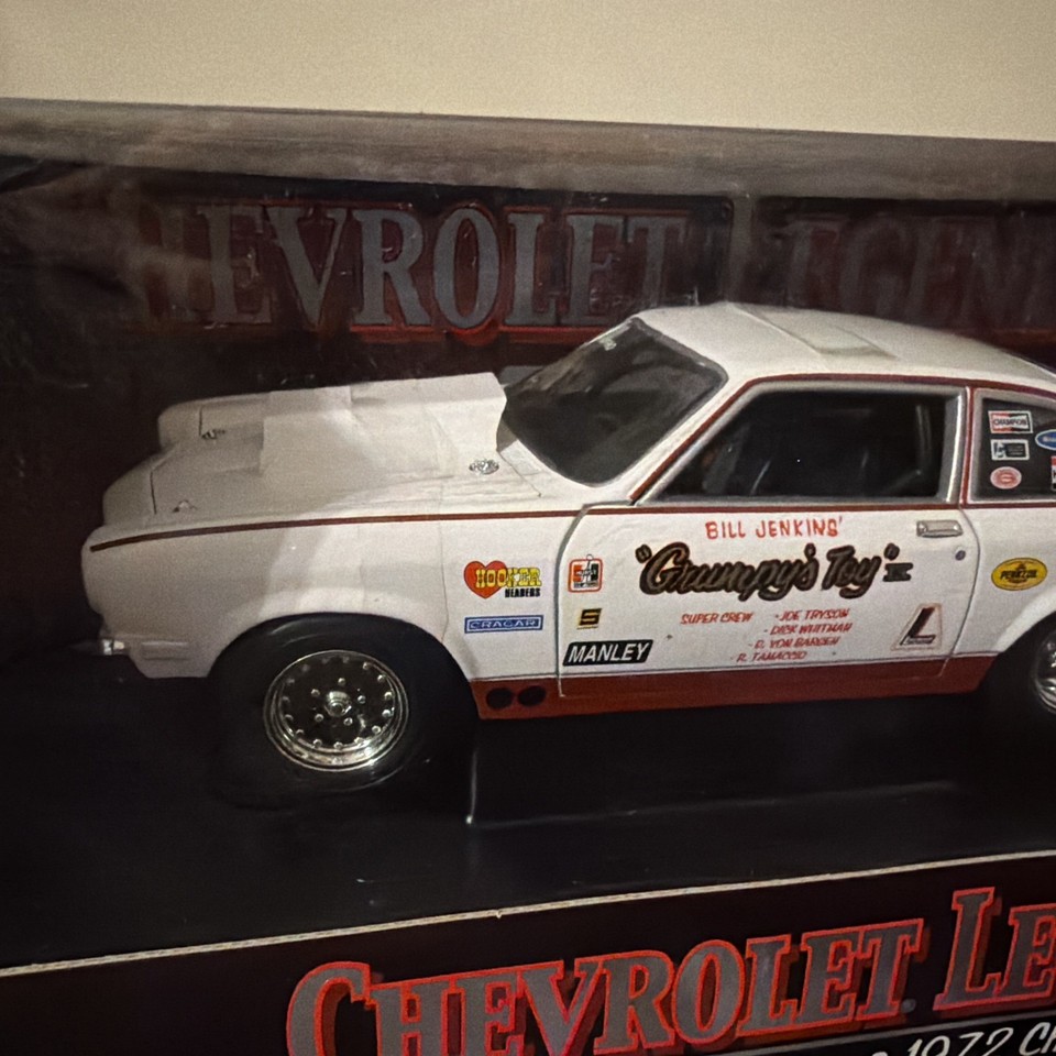 Bill "Grumpy" Jenkins~1972 Vega~Chevrolet Legends~1:18th Scale~New In ...
