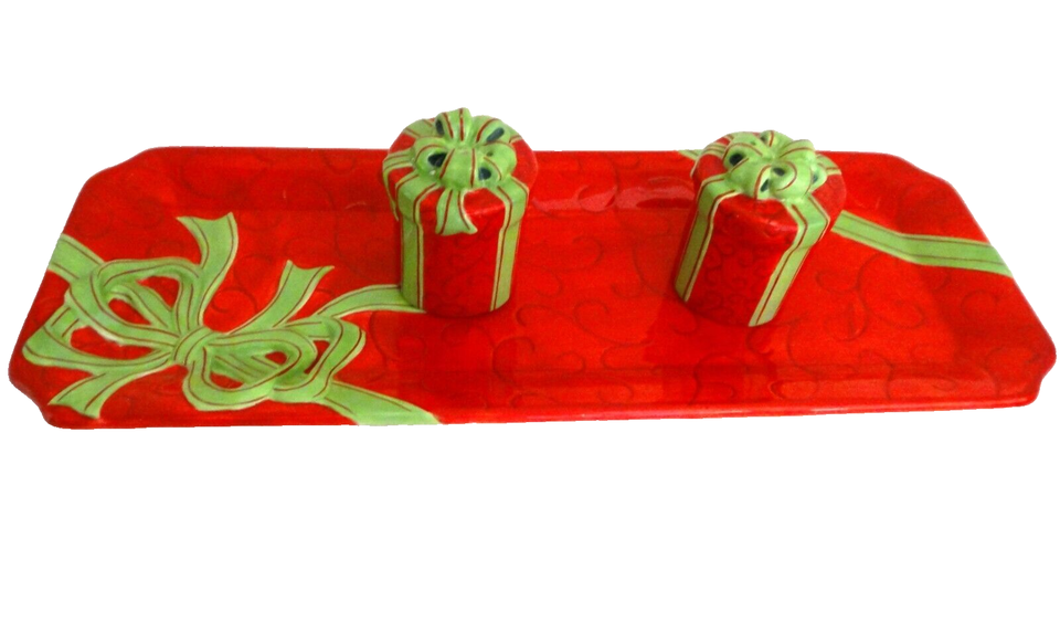 CHRISTMAS CERAMIC PLATTER SERVING PLATE & 2 SALT PEPPER SHAKERS Red ...