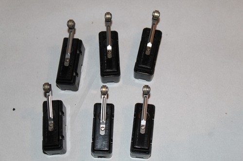 SIX MICRO ELECTRICAL SWITCH (MicroSwitchCorp Freeport IL) SINGLE POLE ...