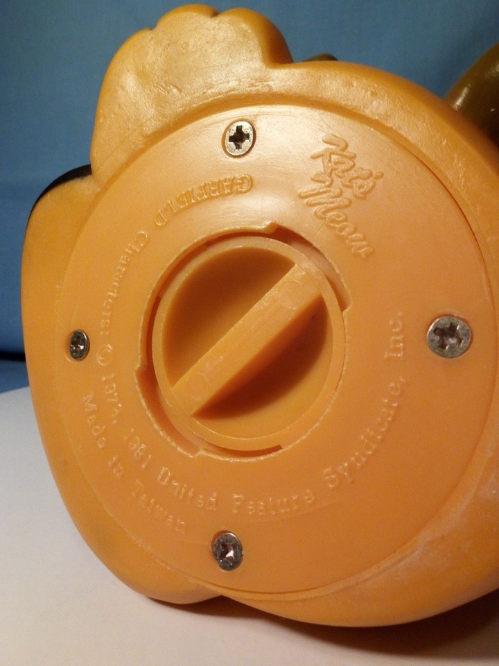 Vintage Garfield Coin Bank: Garfield and Pooky (From a Collector's ...