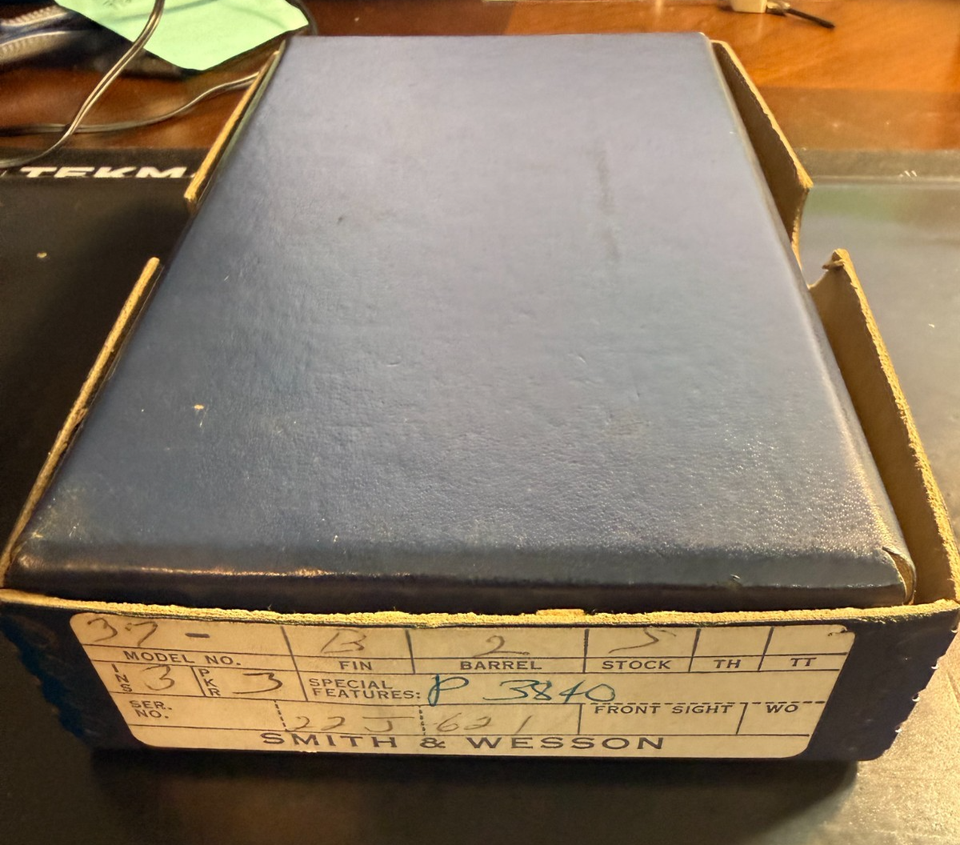 SMITH WESSON ORIGINAL FACTORY REVOLVER BOX MODEL 37 NO DASH + PAPERWORK ...