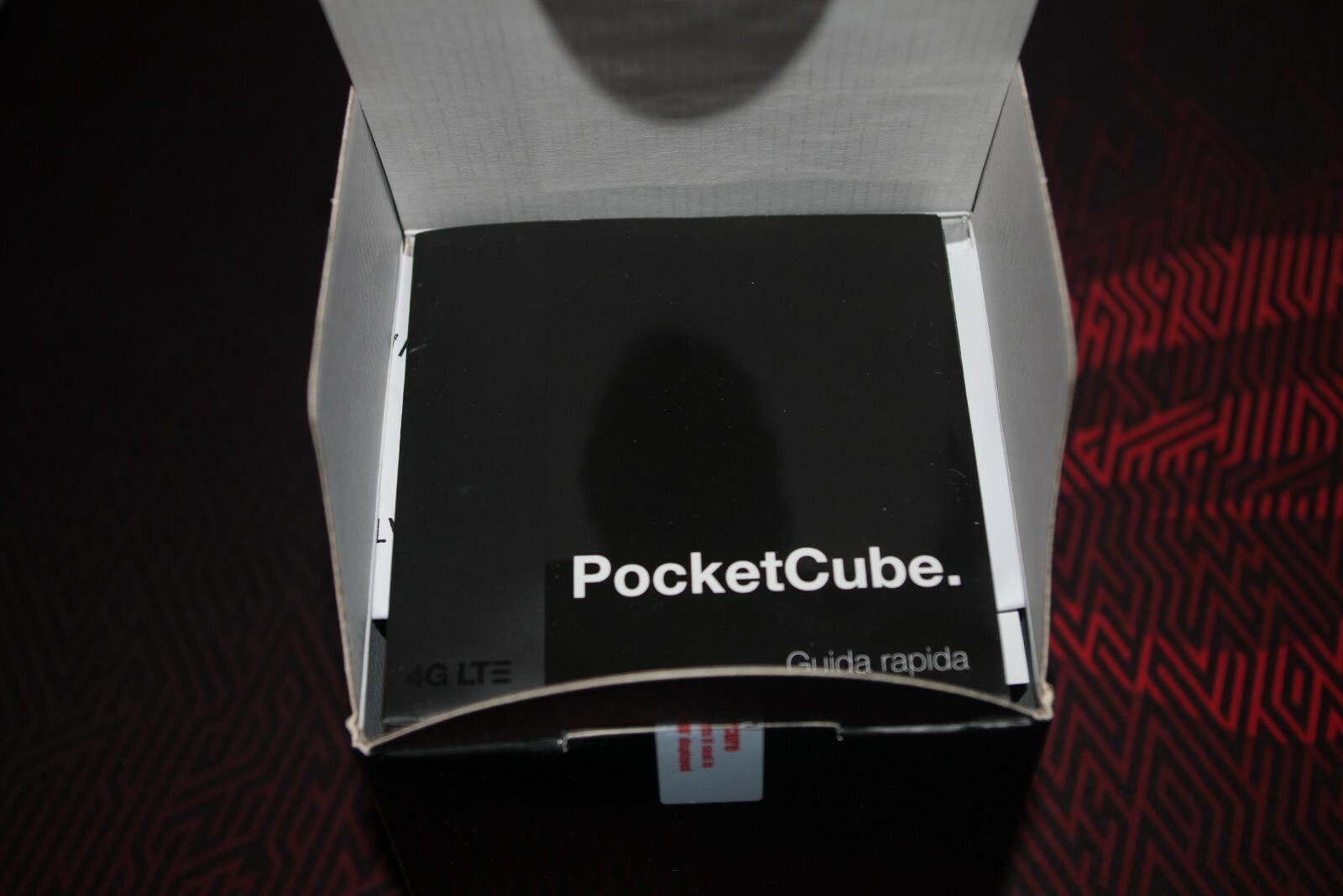POCKET CUBE - WindTre - Modem / Router WI-Fi PORTATILE - UMTS 4G LTE ...