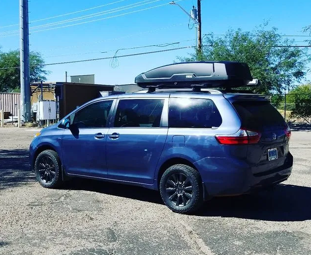 2004-2020 Toyota Sienna Traxda Leveling Kit 2" Front / 1.8" Rear 906030 ...