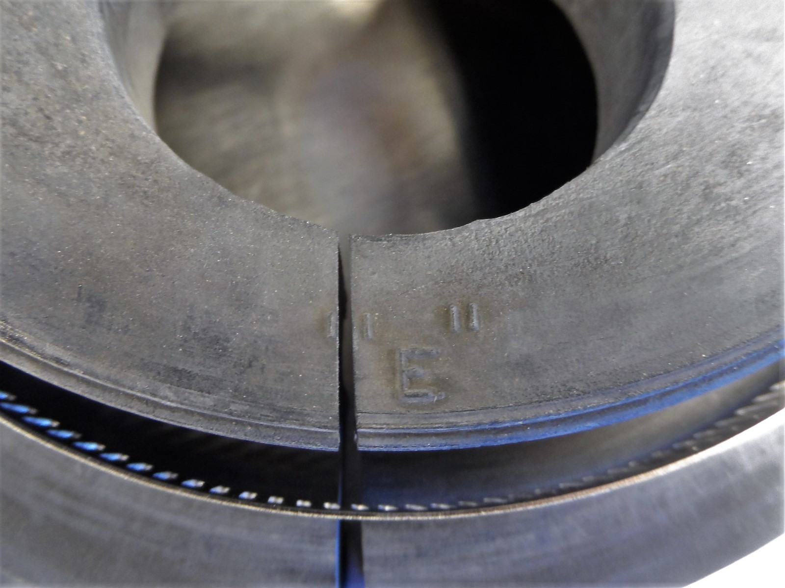 Microflect Cushion Hanger B1615 6" Diameter With Clamps New | eBay