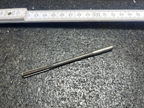 Neu 1stk. Maschinenreibahle Ø5,7 H7 HSS Reibahle | eBay