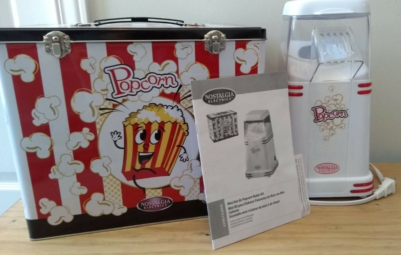 Vintage 1960's Retro White Popcorn Maker with Metal Tin ~ Tested Home ...