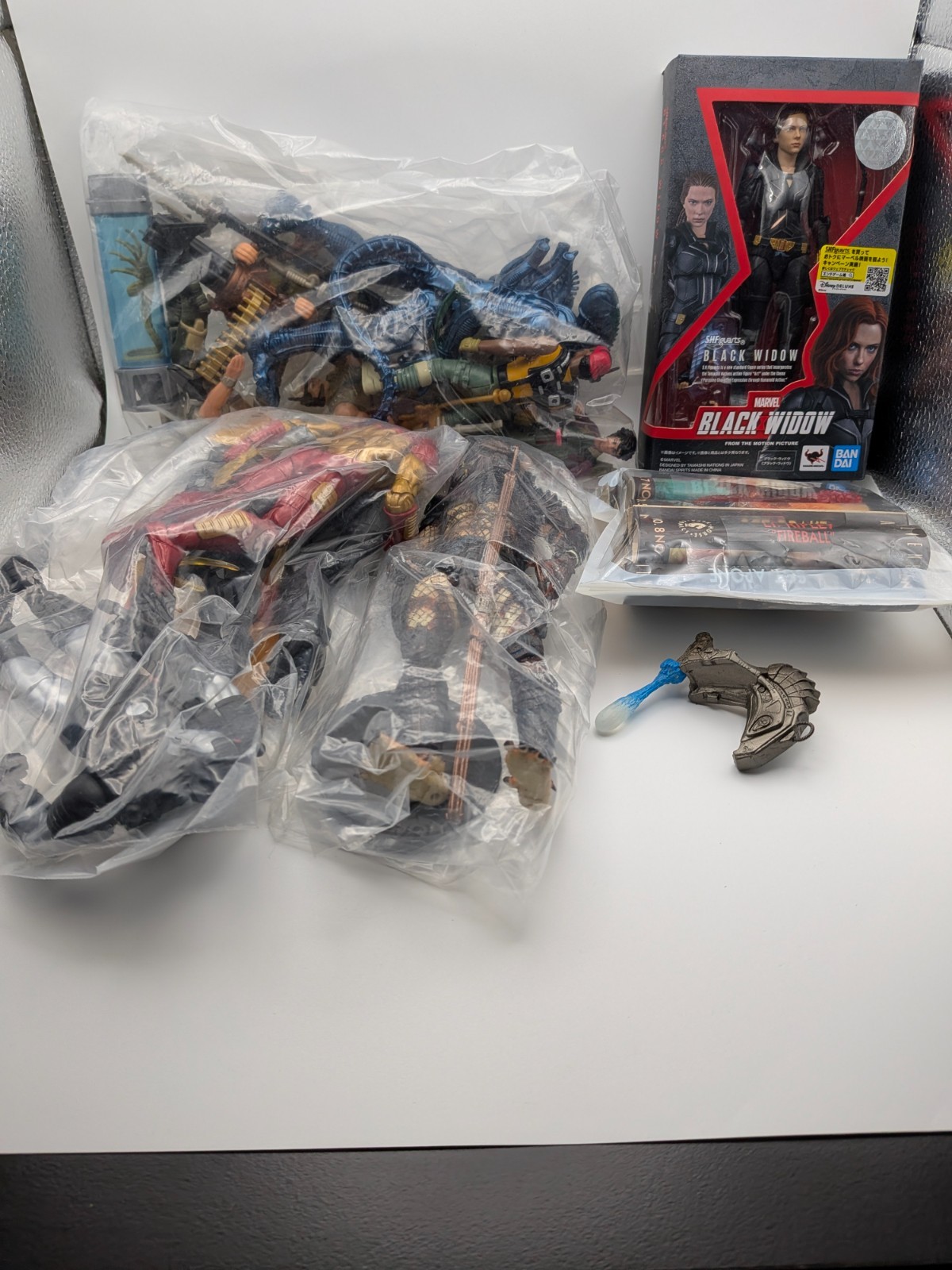 Lot of Marvel Legends, NECA Predator, and Vintage Aliens Figures | eBay
