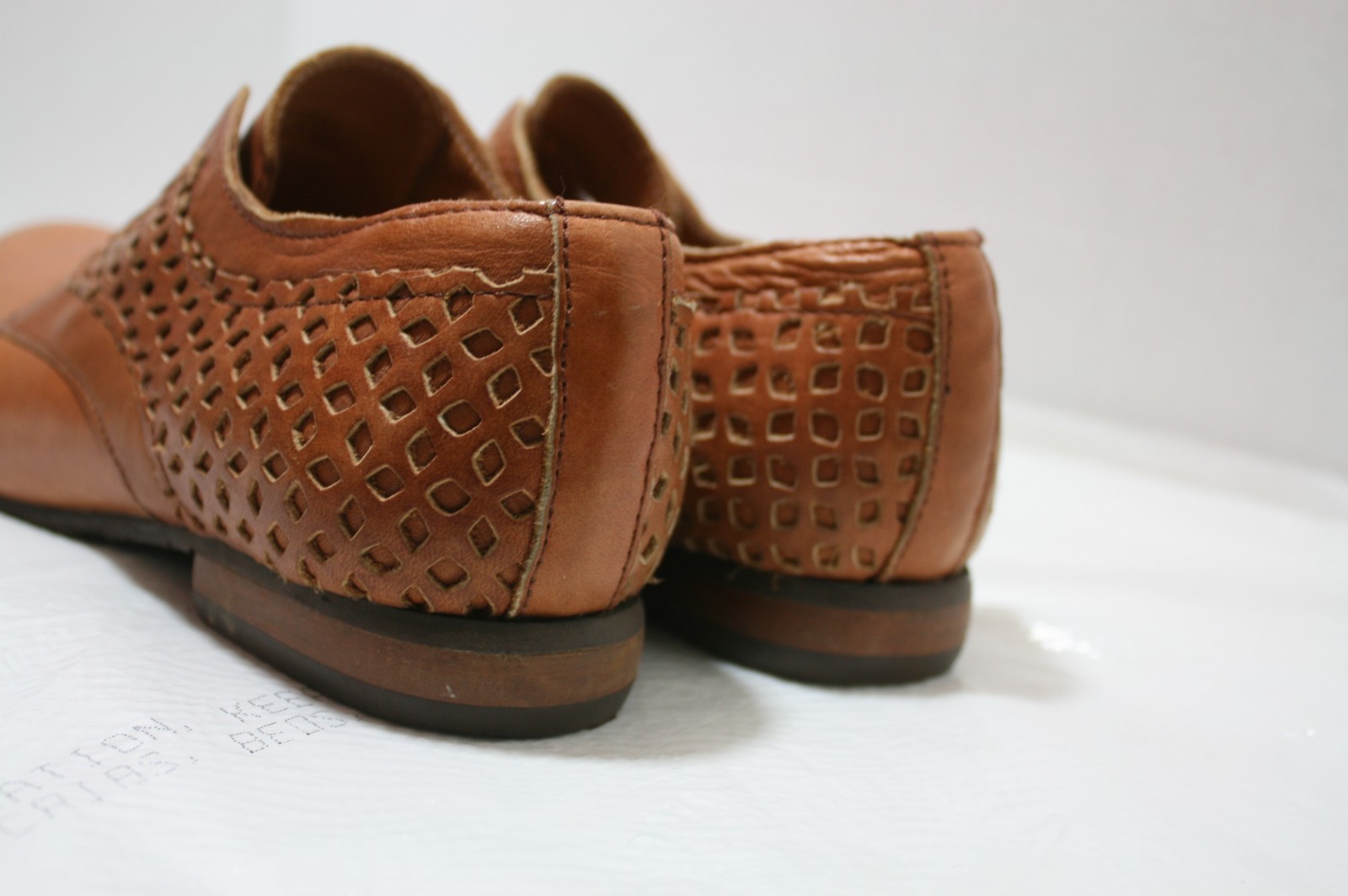 JOHN FLUEVOG SHOES BEGIN SWING SLIP ON FLATS OXFORD STYLE BURNT ORANGE ...