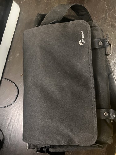 Lowepro Urban Reporter 250 Camera & Laptop Shoulder Bag Messenger. | eBay