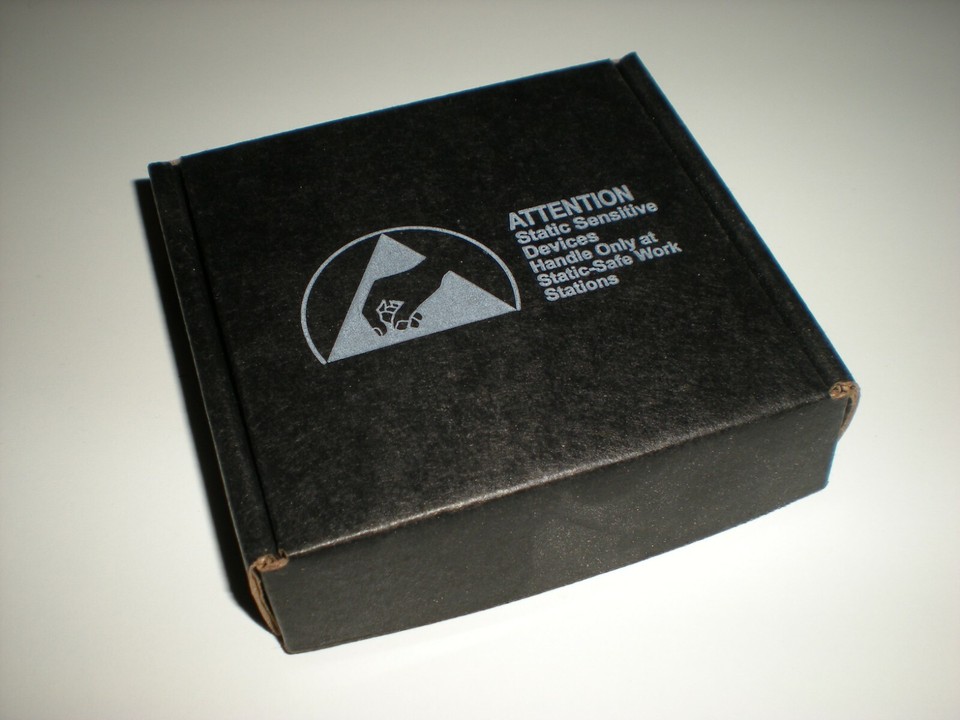 CSG 8701 chip pulled from functional Commodore 64c circuit board. Like ...