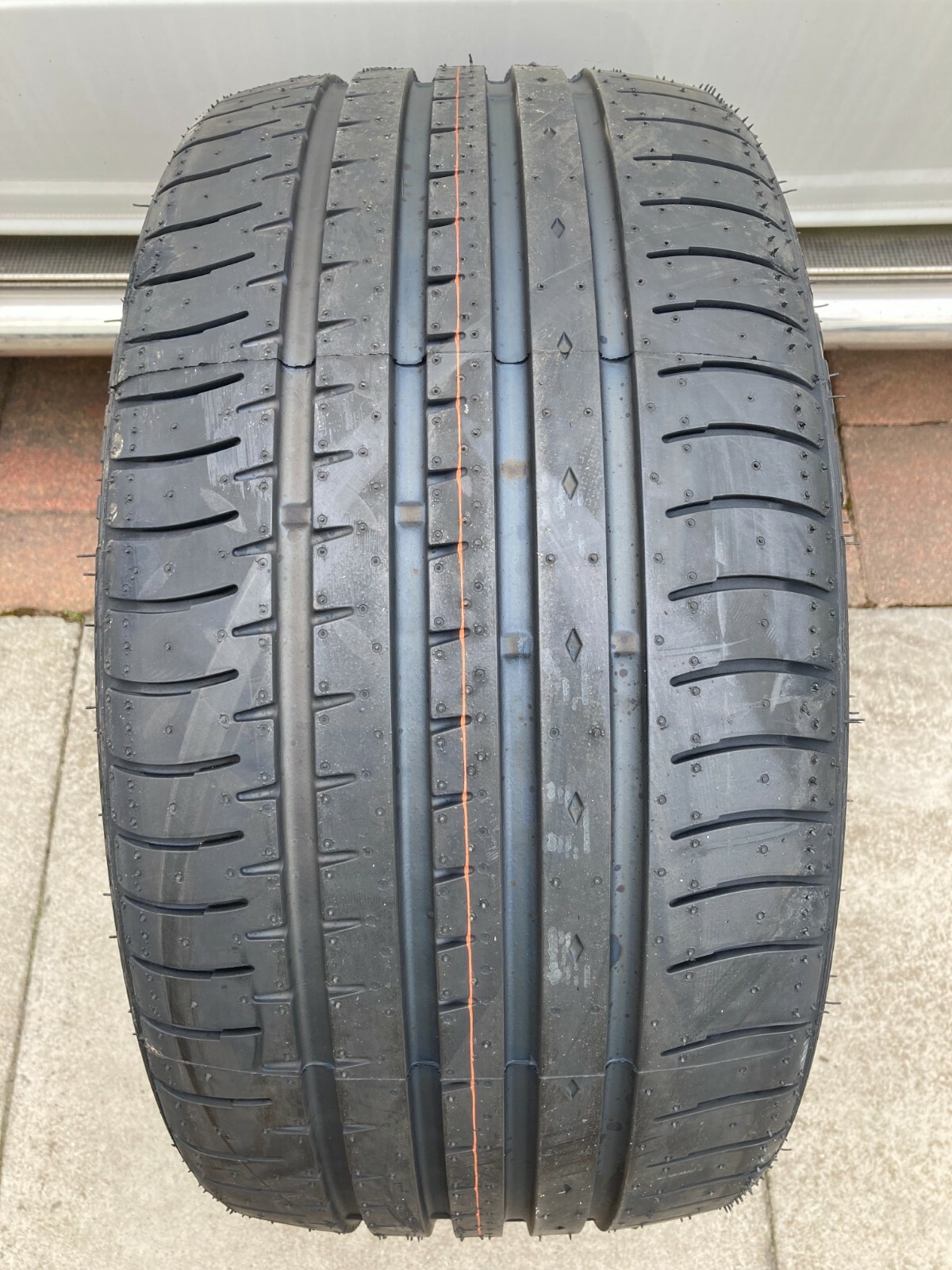2 X 265/30ZR19 93Y XL ACCELERA TYRES 265 30 19 EXTRA LOAD 265/30R19 ...