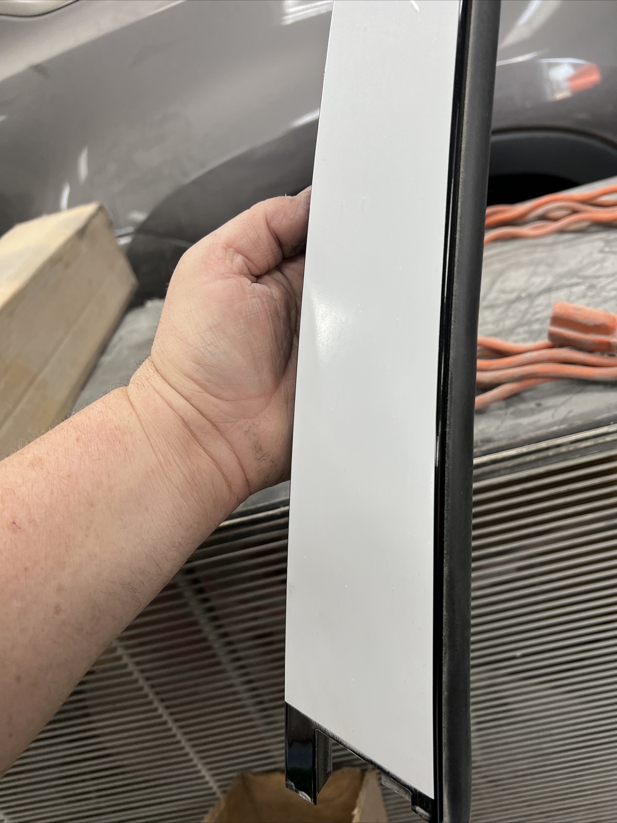 GM OEM Exterior-Rear-Applique Window Trim Right 22760519 | eBay