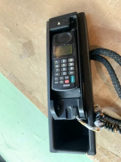 OEM BMW E46 phone & cradle assembly front center console holder bracket ...