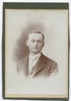 SQUARE JAWED MAN. 1920s PHOTO ON TRIMMED CARD. | eBay