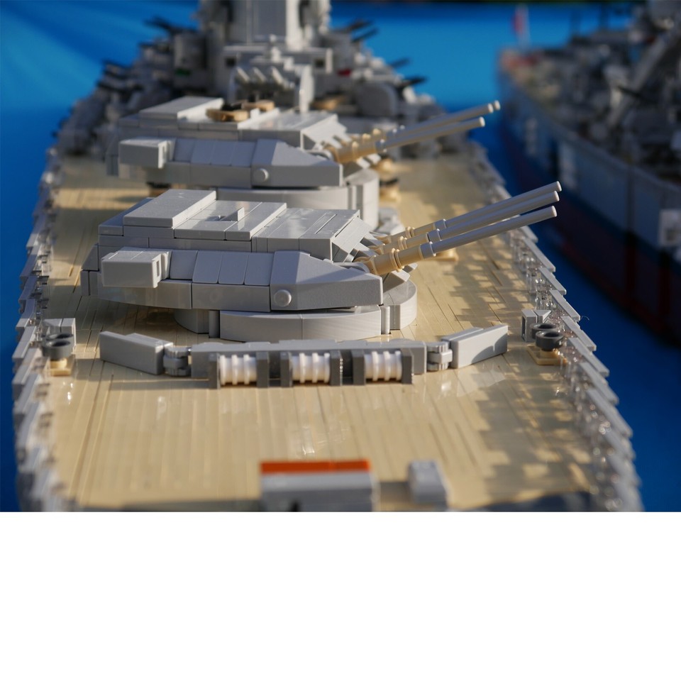 MOC IJN Yamato Battleship 1:200 Scale Historical Warship Model 8717 Pcs ...