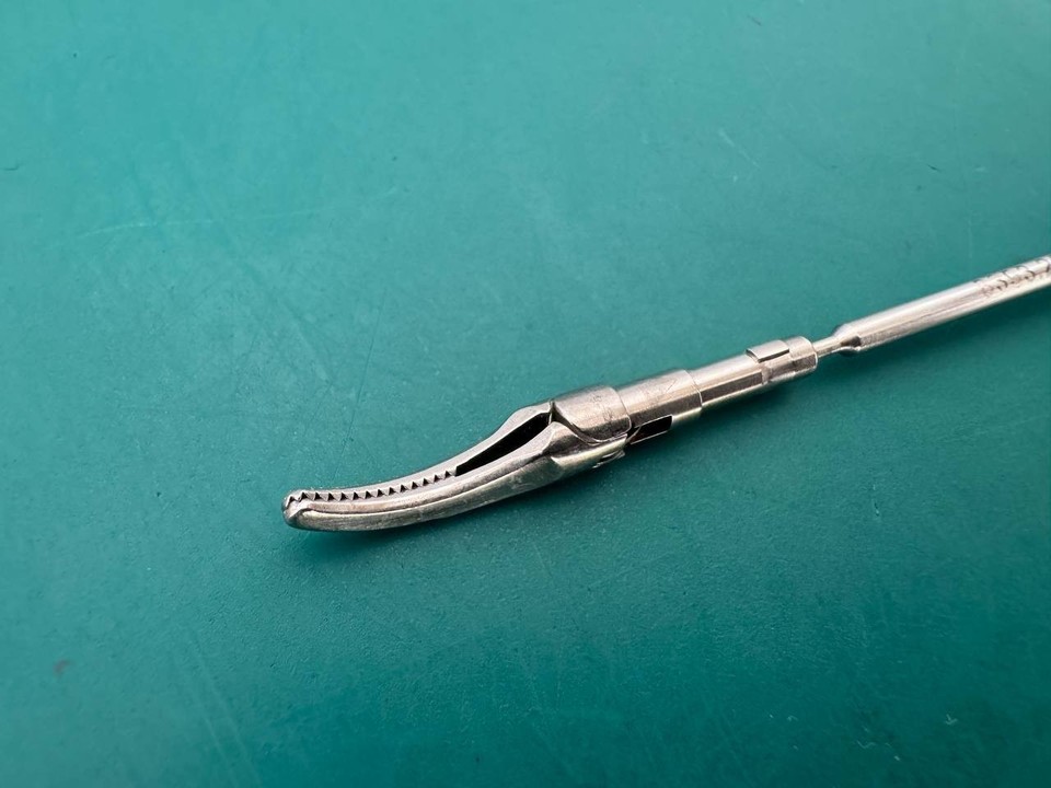 R.Wolf Complete Instrument with 8393.281 Maryland insert, sheath, and ...