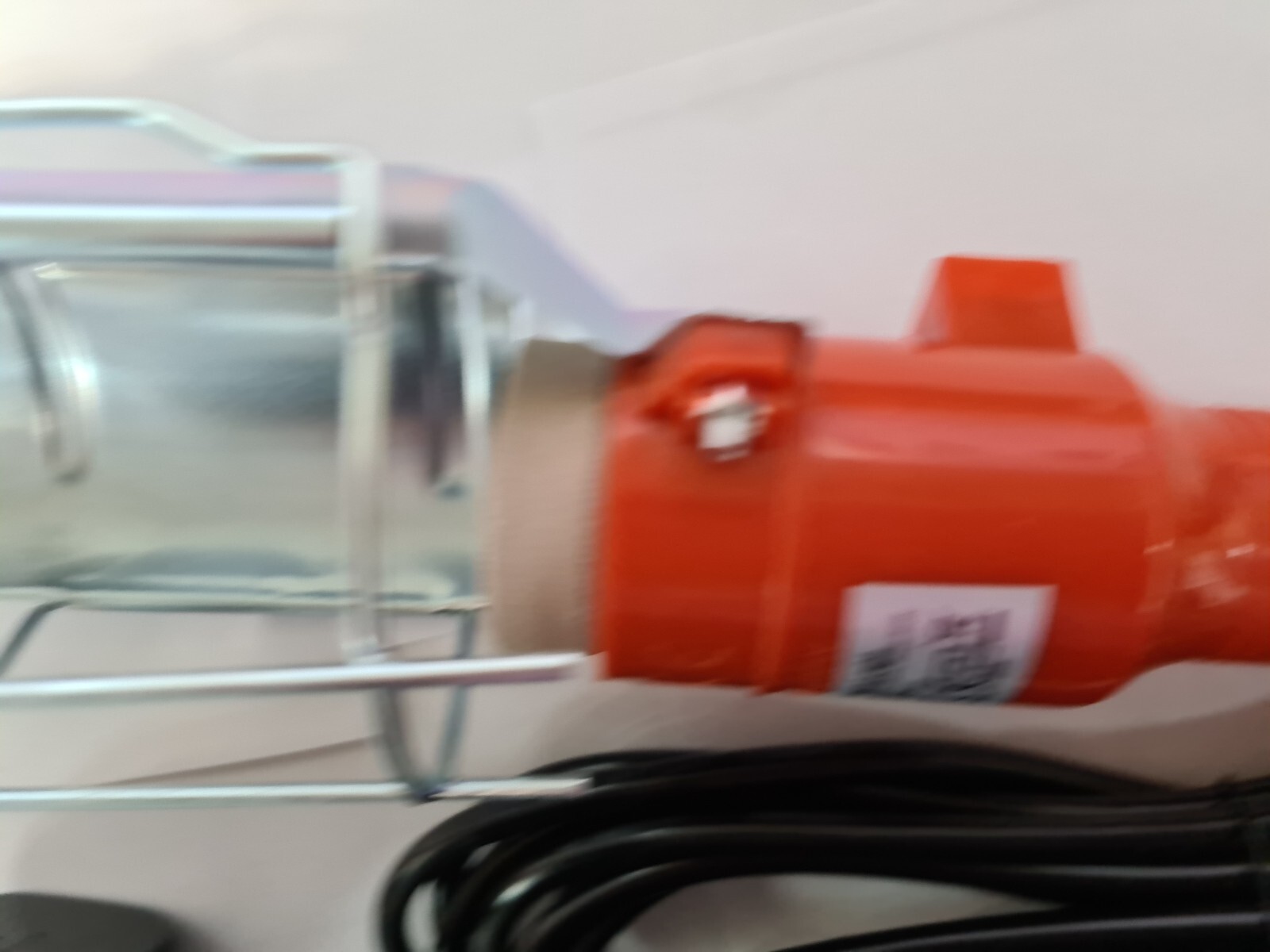 Inspection Lamp 240v Mains Light With Hanging Hook - 5m Lead - Camping ...