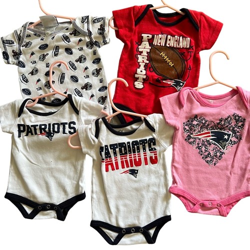 Bundle of 5 NFL New England Patriots Bodysuit 0/3 Months Baby Football ...