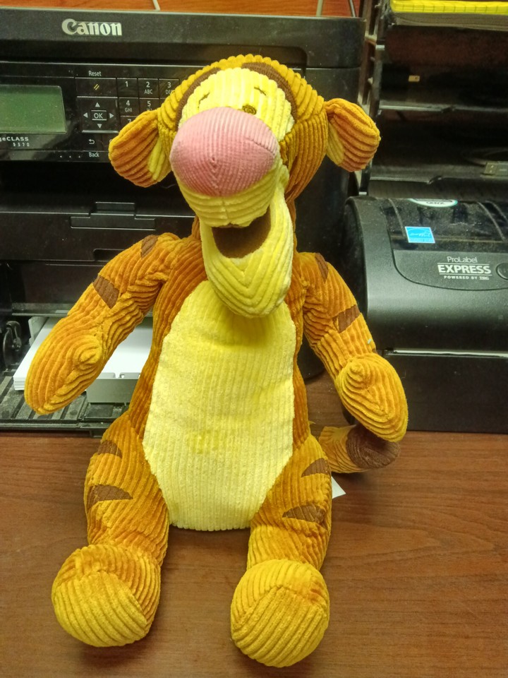 Walt Disney WINNIE THE POOH SET OF 3 STUFFED WINNIE THE POOH/TIGGER ...
