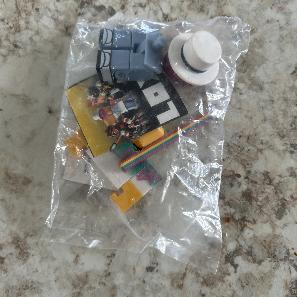 R0BL0X Factory Sealed Billboard Guy Toy &Rainbow Barf Face Item Code | eBay