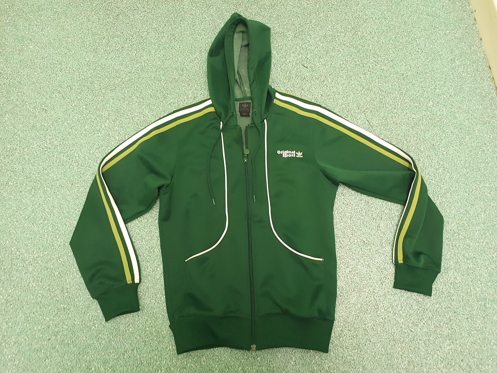 Watton United FC Adidas Extra Small Mens Green Zip Up Sports Top | eBay UK