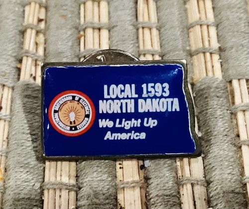 3 LOT IBEW LAPEL PINS UNION NORTH DAKOTA-8th DISTRICT-ALL ABOARD #2 | eBay