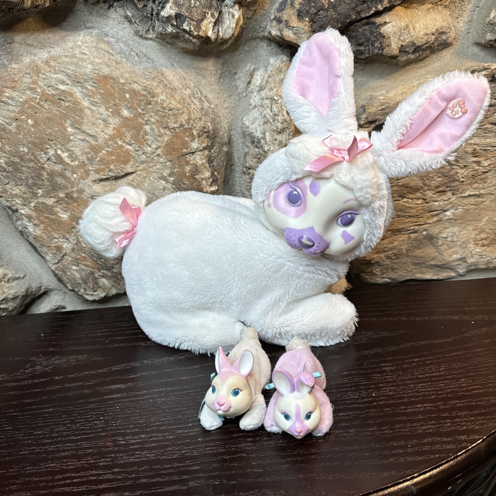 VTG 1992 Hasbro Bunny Surprise White Plush Mother Rabbit 2 Baby Rabbits ...