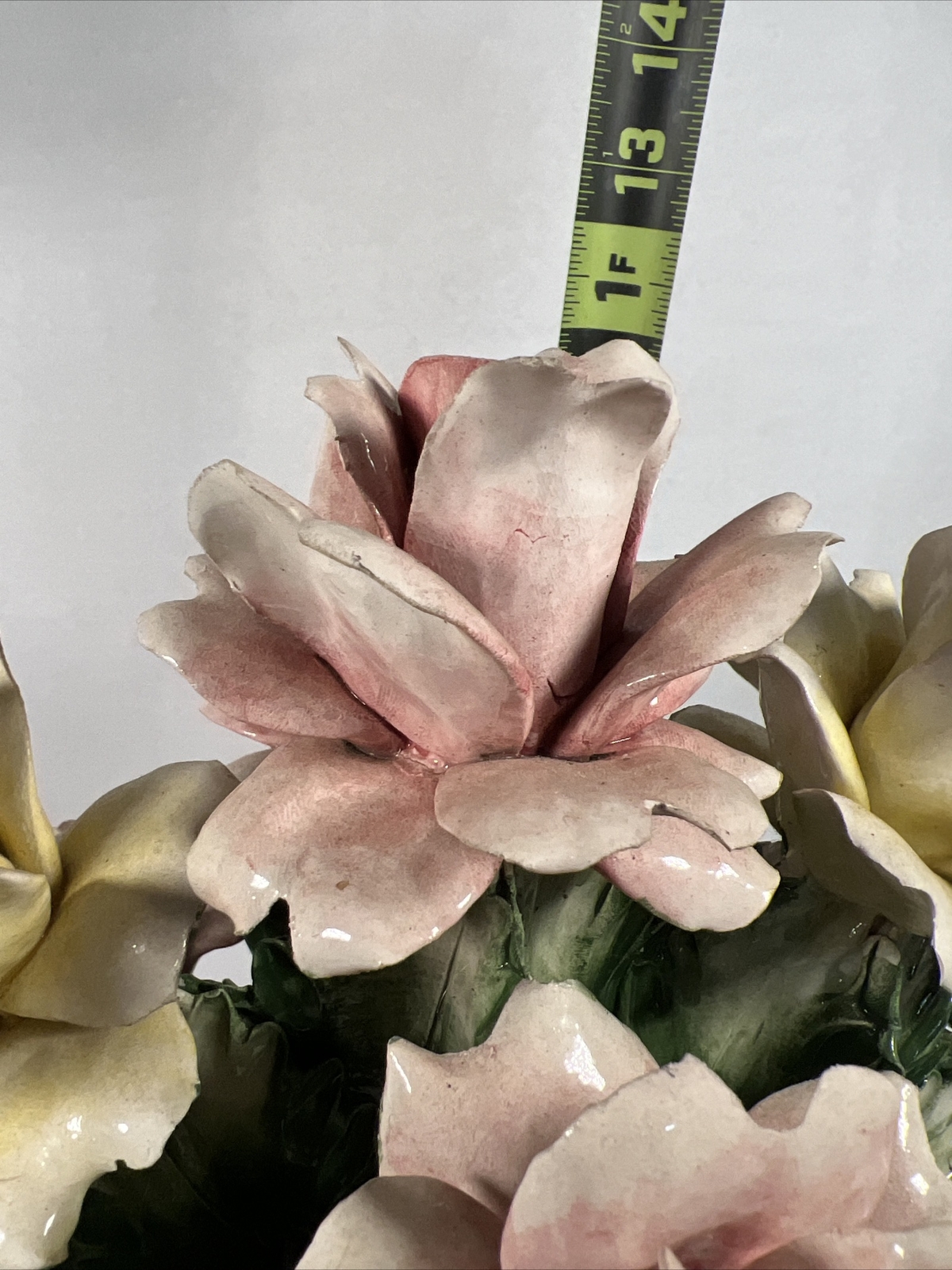 VTG CAPODIMONTE ROSES Porcelain Lg FLOWER Sculpture Centerpiece RARE ...