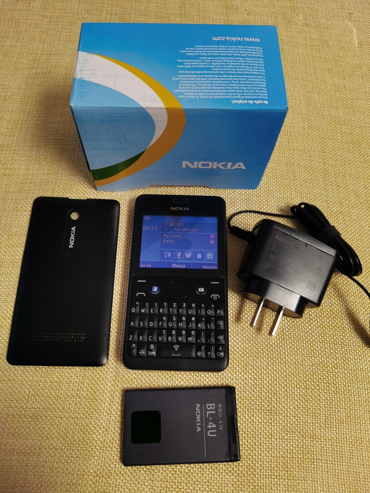 Nokia Asha 210 Black Back