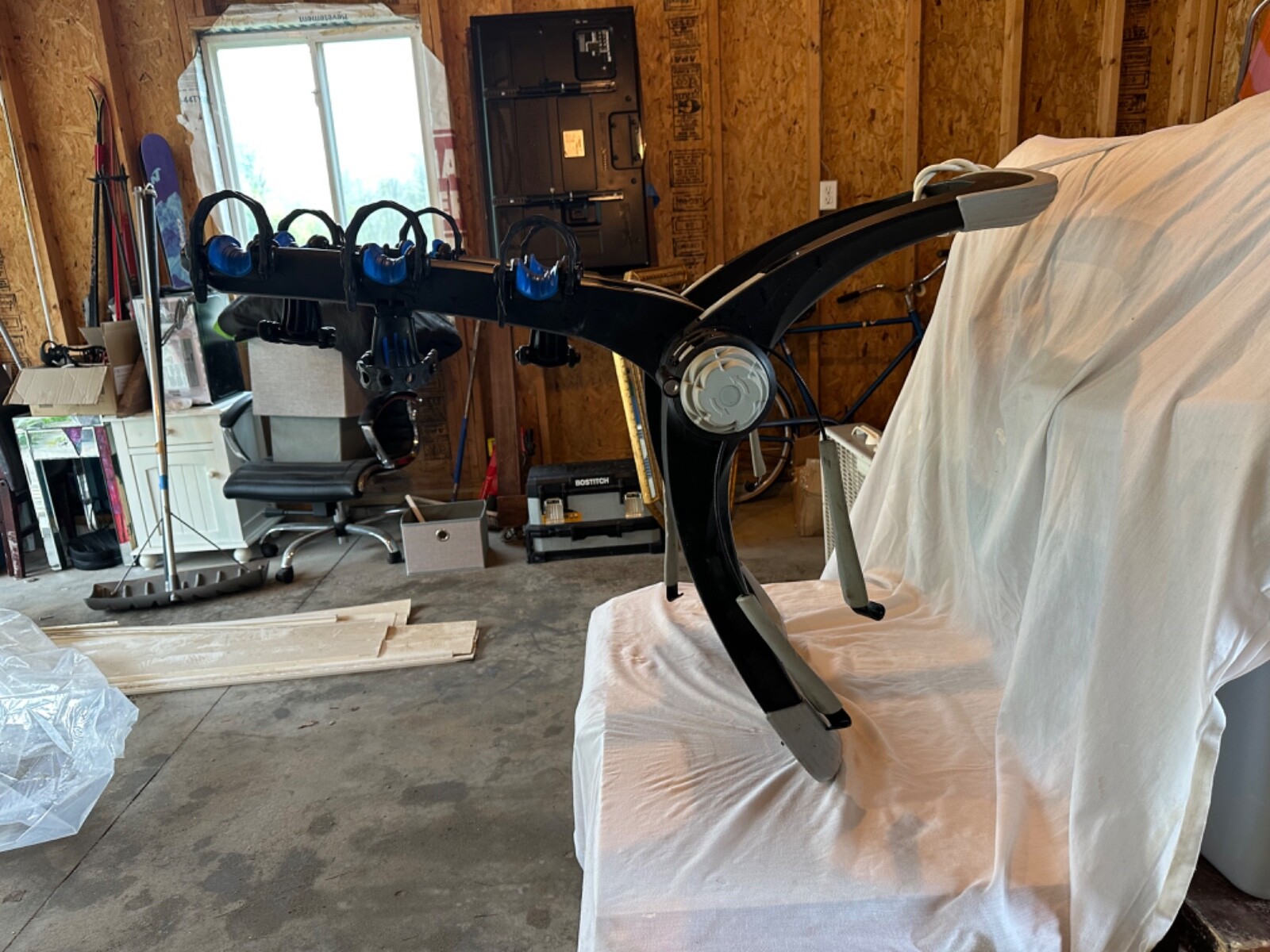 Thule 9002PRO Raceway Pro 3-Bike Trunk Rack Lockable. | eBay