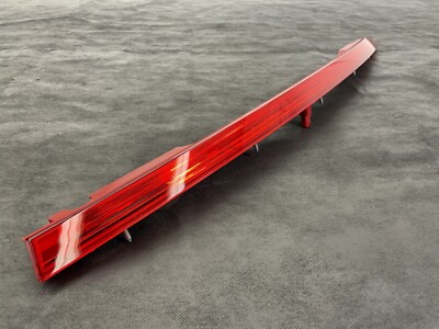 ORIGINAL 2011-2016 PORSCHE 911 LED REAR TAIL LIGHT CENTER RED USED ...