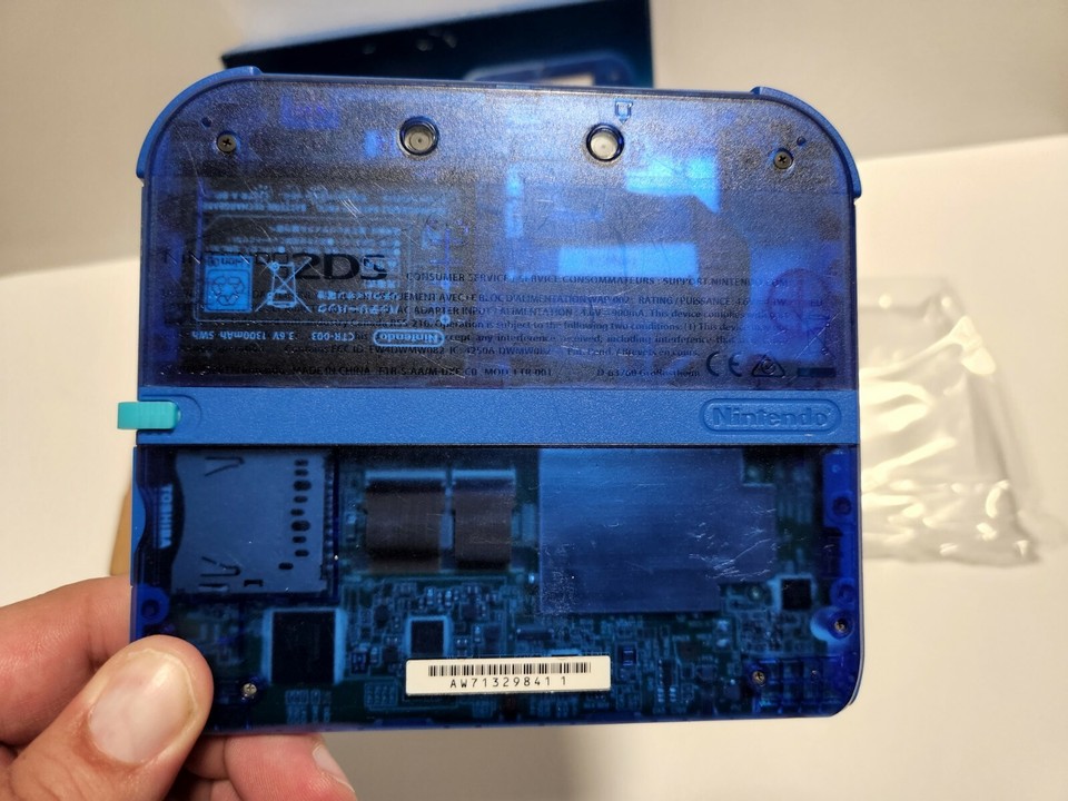 Nintendo 2DS Crystal Blue Handheld Console Bundle with Original Box ...