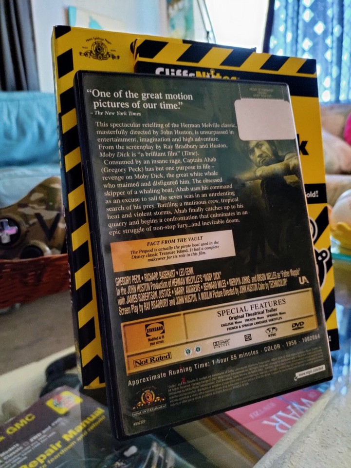 CLIFFSNOTES ULTIMATE STUDY GUIDE MOBY DICK BOOK AND DVD GREGORY PECK ...