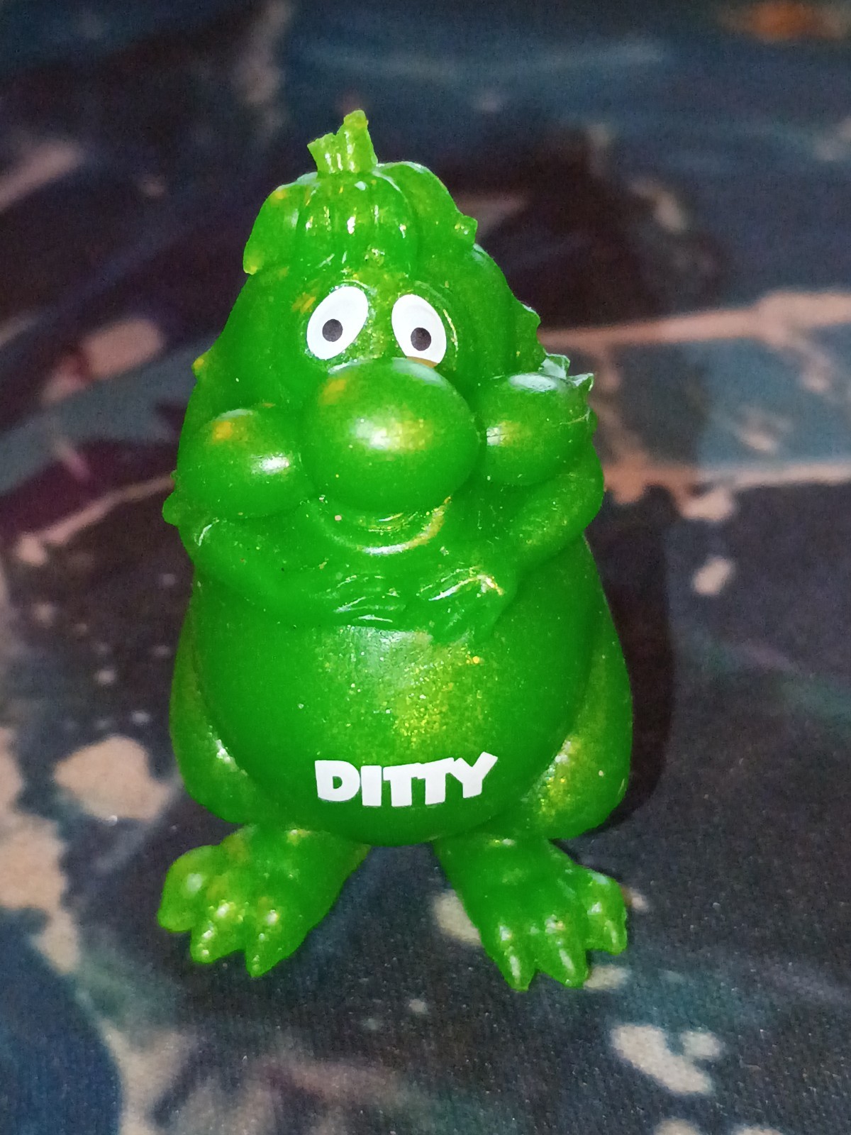 YOWIE Ditty Guardian Baby Animals Collection 2.25" Toy Green Sparkle ...