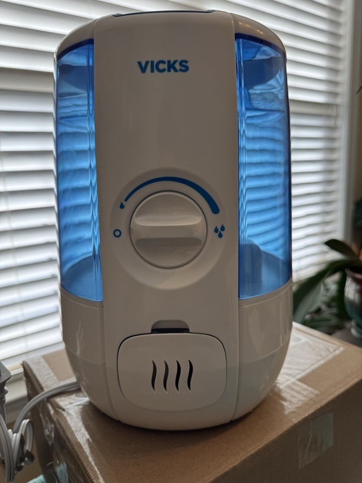 Vicks Cool Mist Relief Ultrasonic Humidifier Medium Room 1.2 Gallon ...
