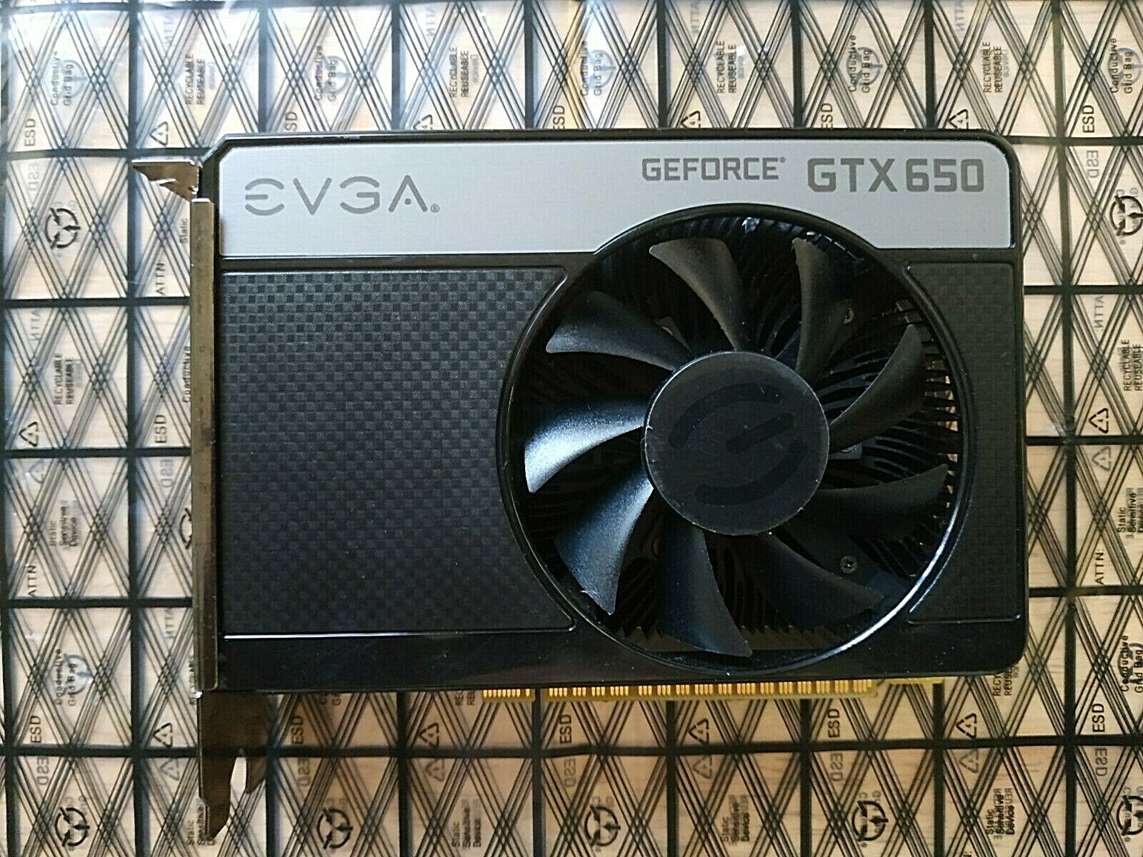 EVGA GEFORCE GTX 650 1GB DDR5 GRAPHICS CARD P/N:01G-P4-2650-KR PCI EXP ...